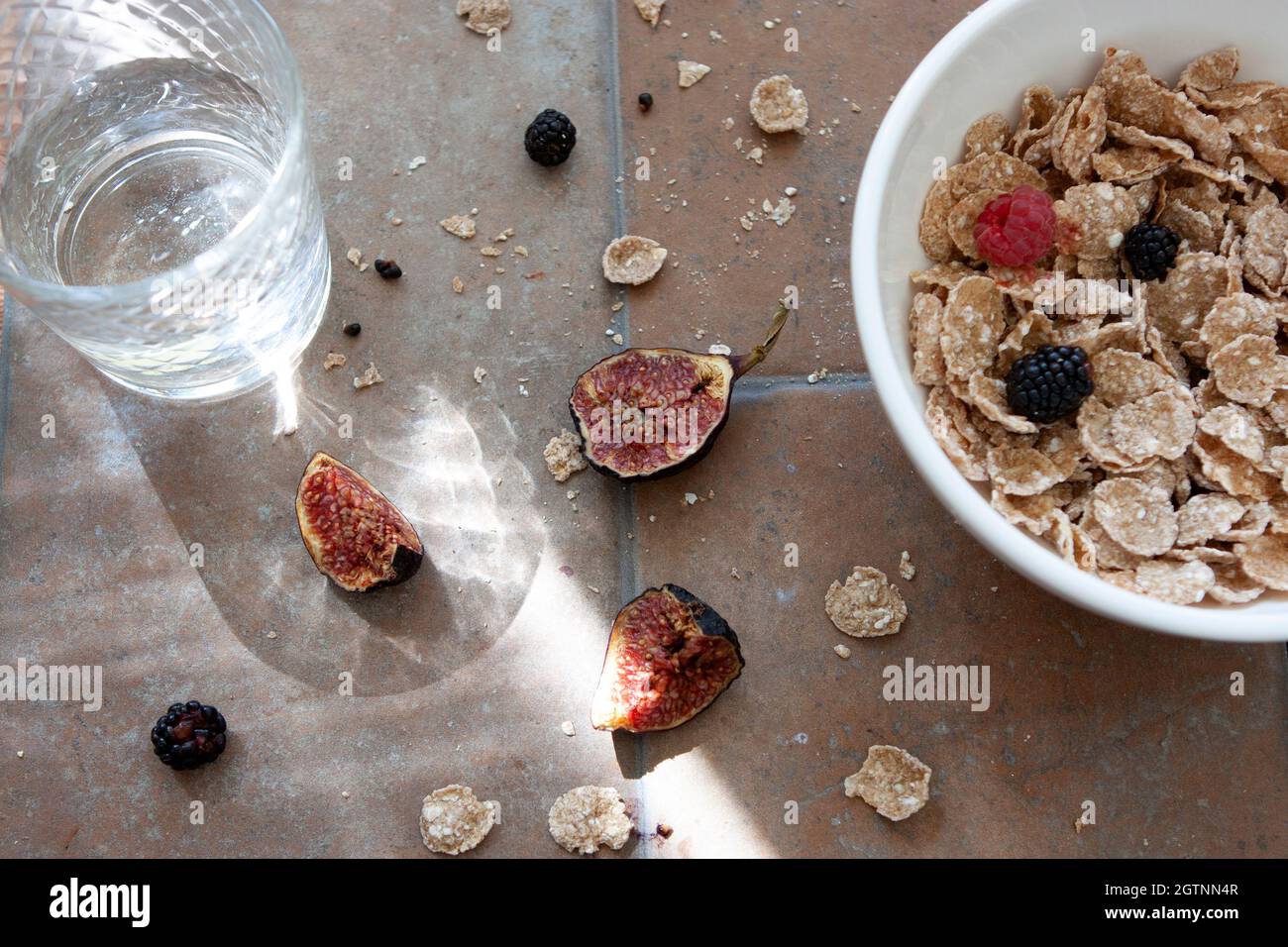 Cereal ad hi-res stock photography and images - Alamy