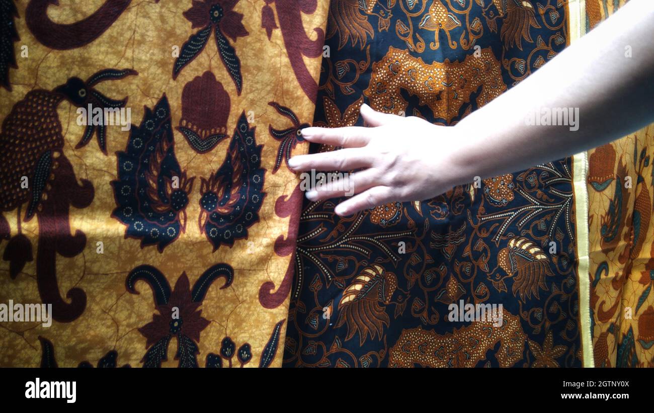 National batik day hi-res stock photography and images - Alamy