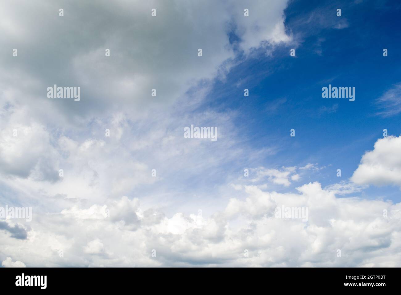 Blue sky and clouds - empty cloudscapes Stock Photo - Alamy