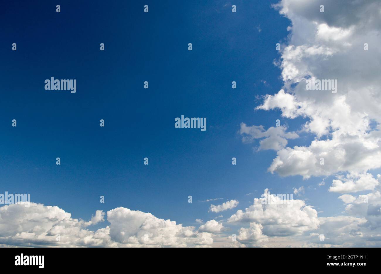 Blue sky and clouds - empty cloudscapes Stock Photo - Alamy