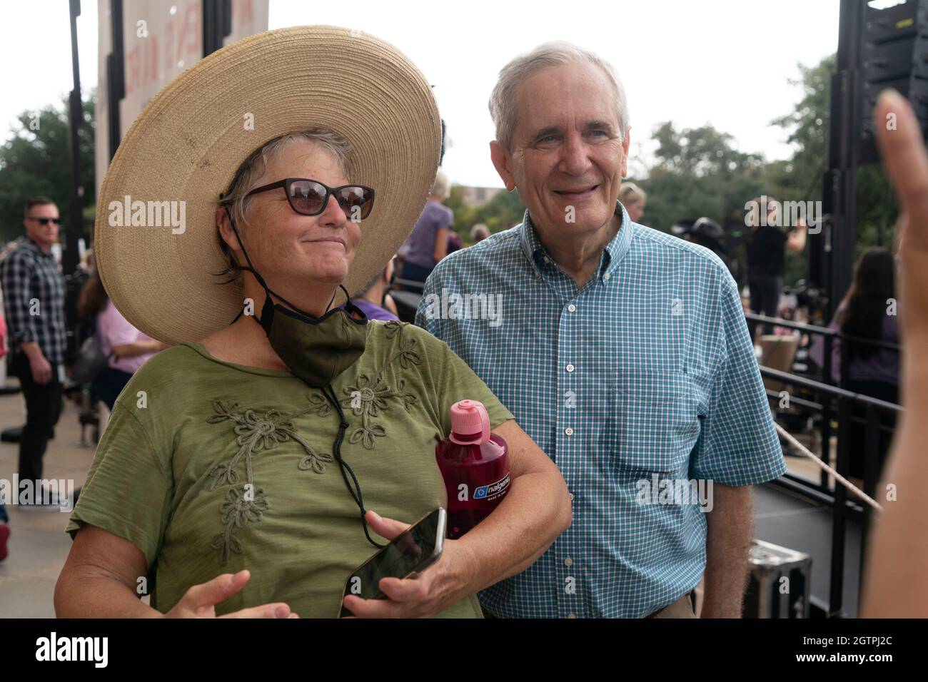 Congressman lloyd doggett hi-res stock photography and images - Alamy
