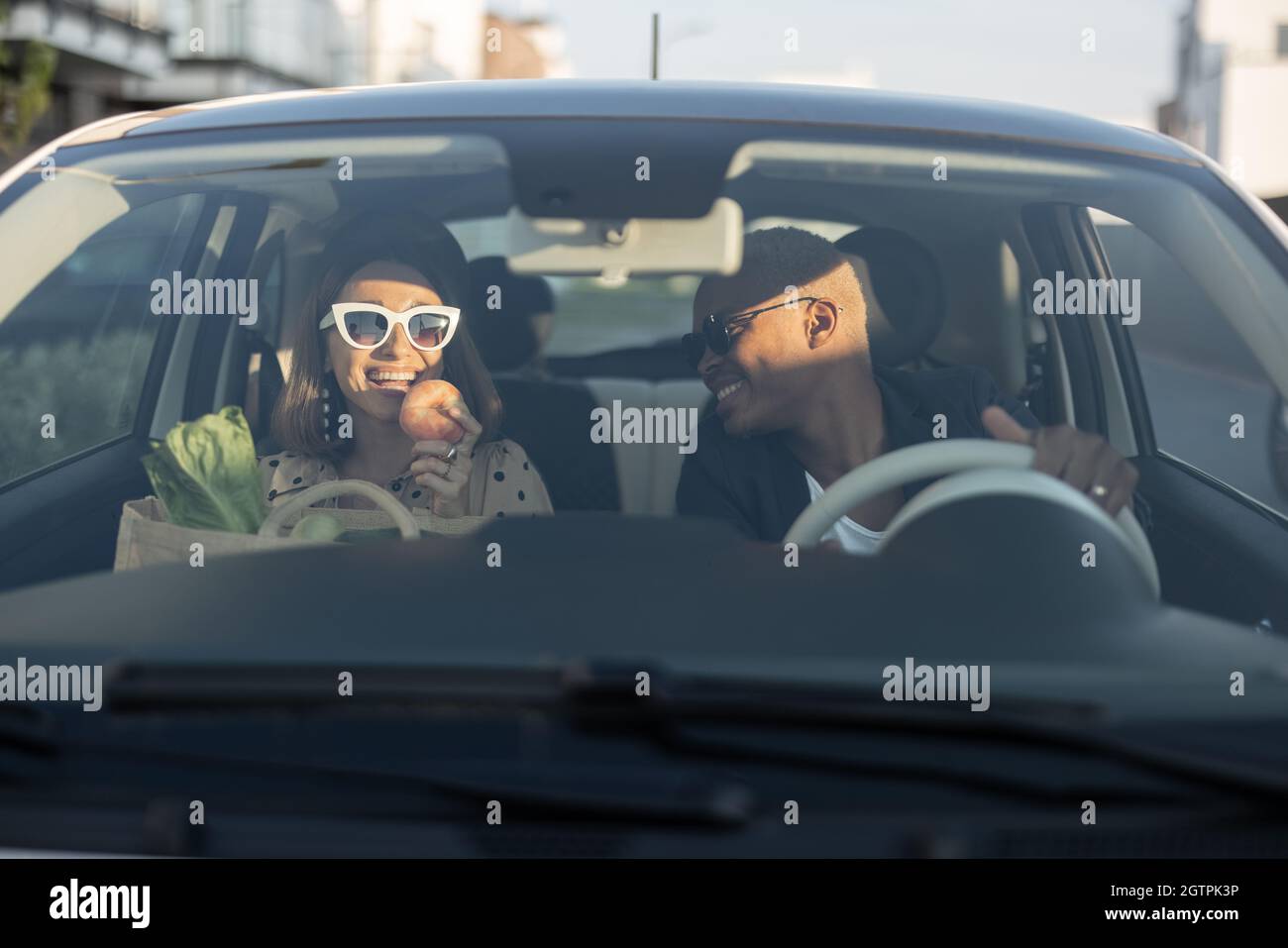 Family riding in car together hi-res stock photography and images - Alamy