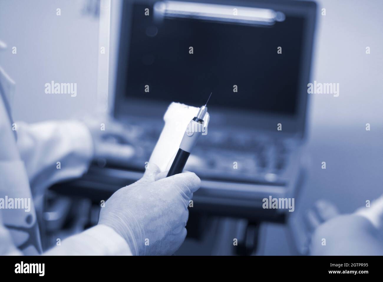 Percutaneous electrolysis hi-res stock photography and images - Alamy