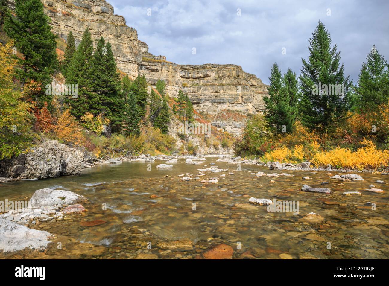 limestone canyon and fall colors along belt creek in sluice boxes state ...