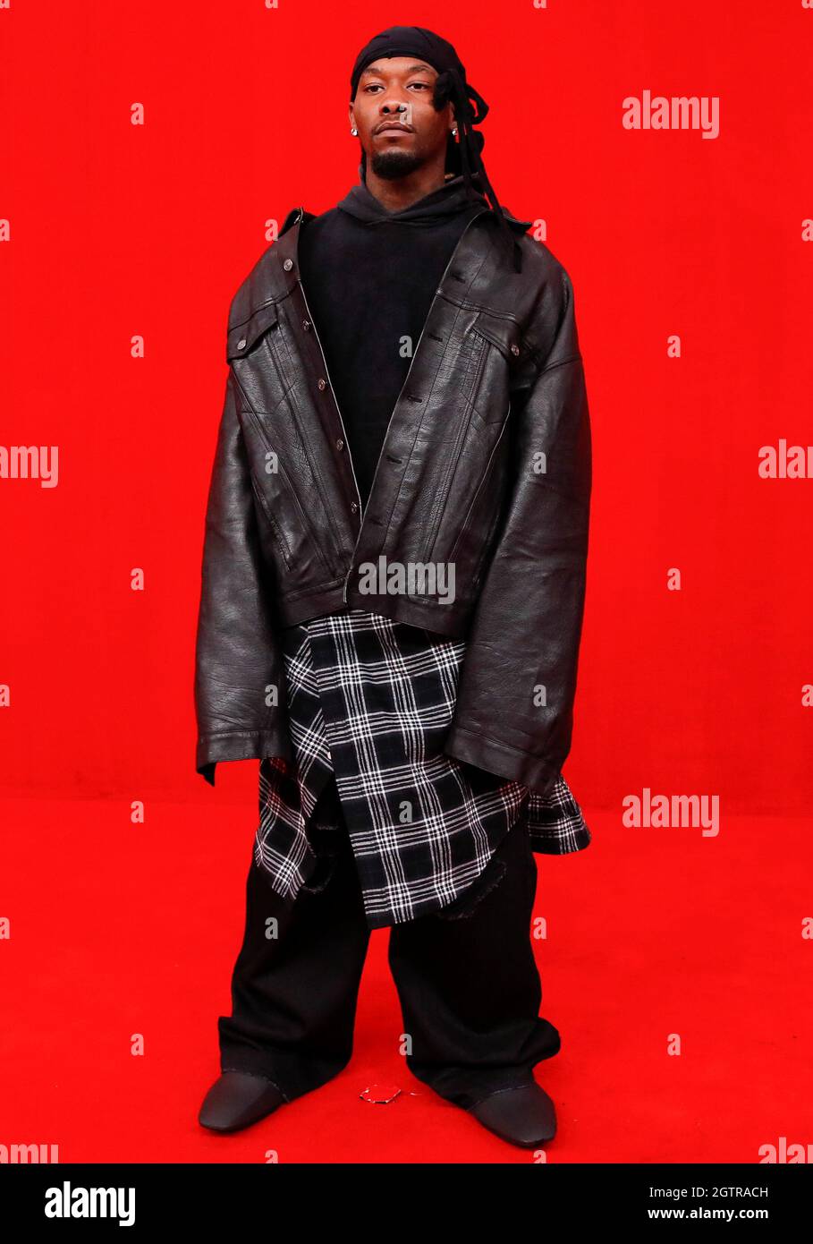 Balenciaga red carpet 2021 hi-res stock photography and images - Alamy