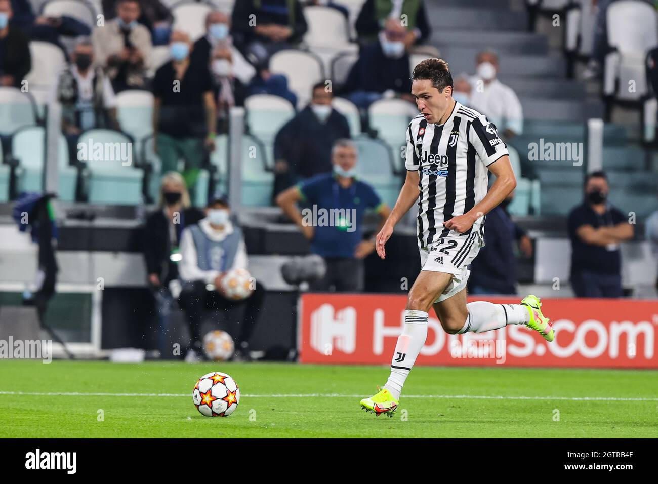 Federico chiesa chelsea hi-res stock photography and images - Alamy