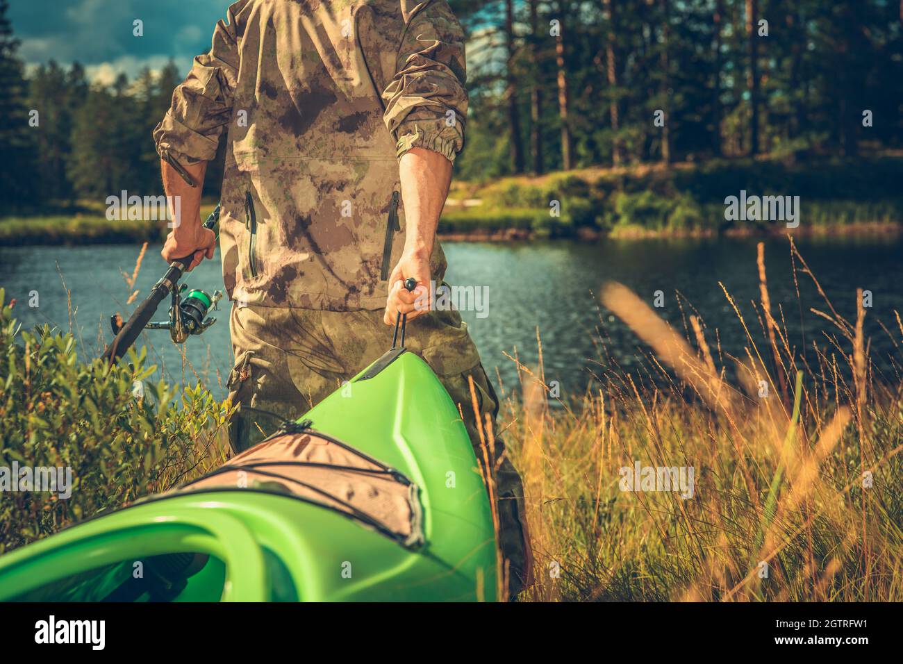 Man pulling kayak hi-res stock photography and images - Alamy