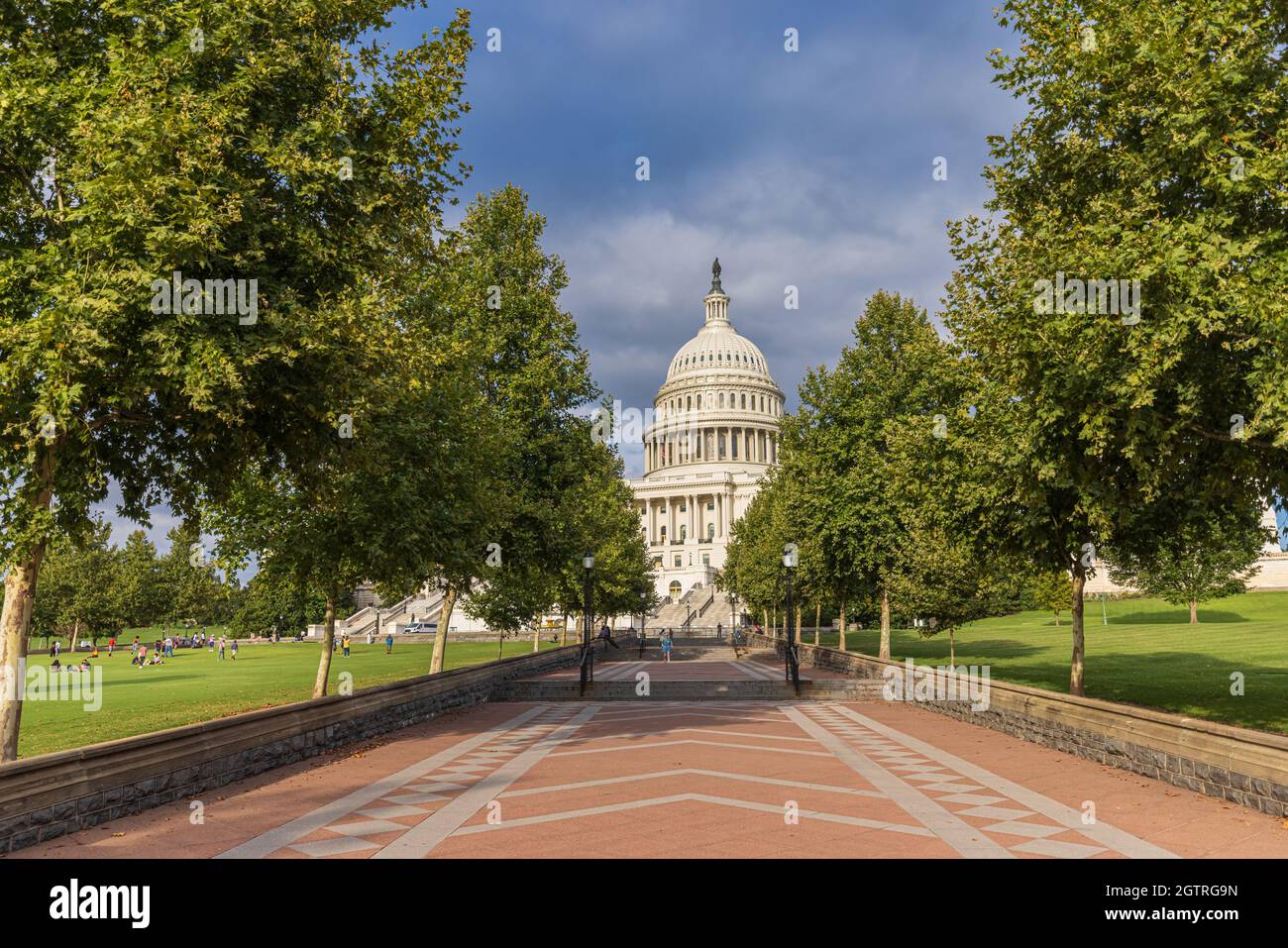Washington dc capitol dome ceiling hi-res stock photography and images ...