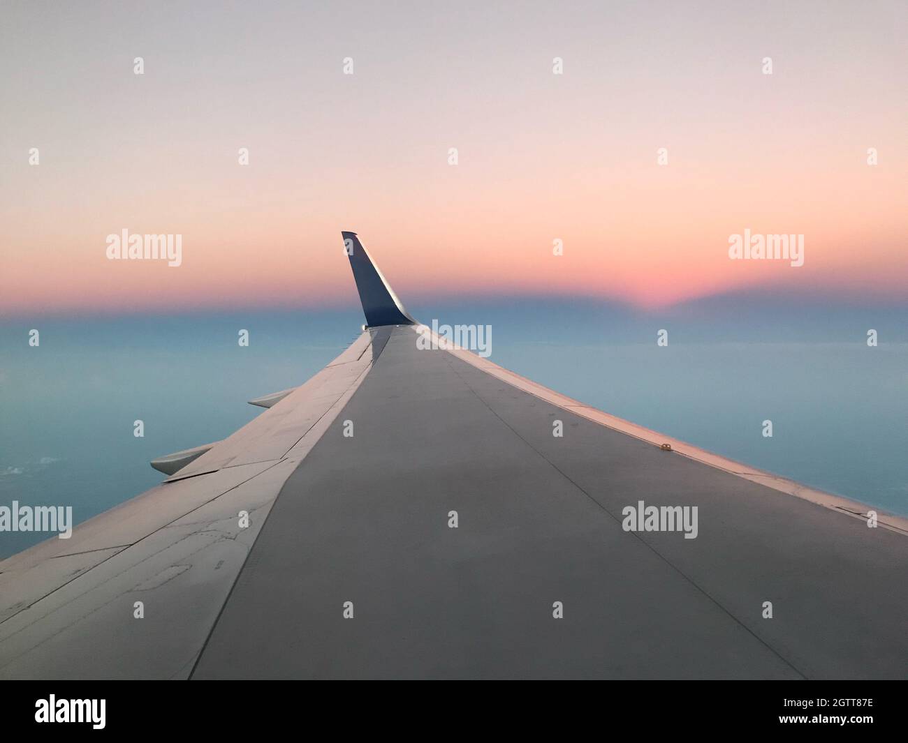 Mid air capture hi-res stock photography and images - Alamy