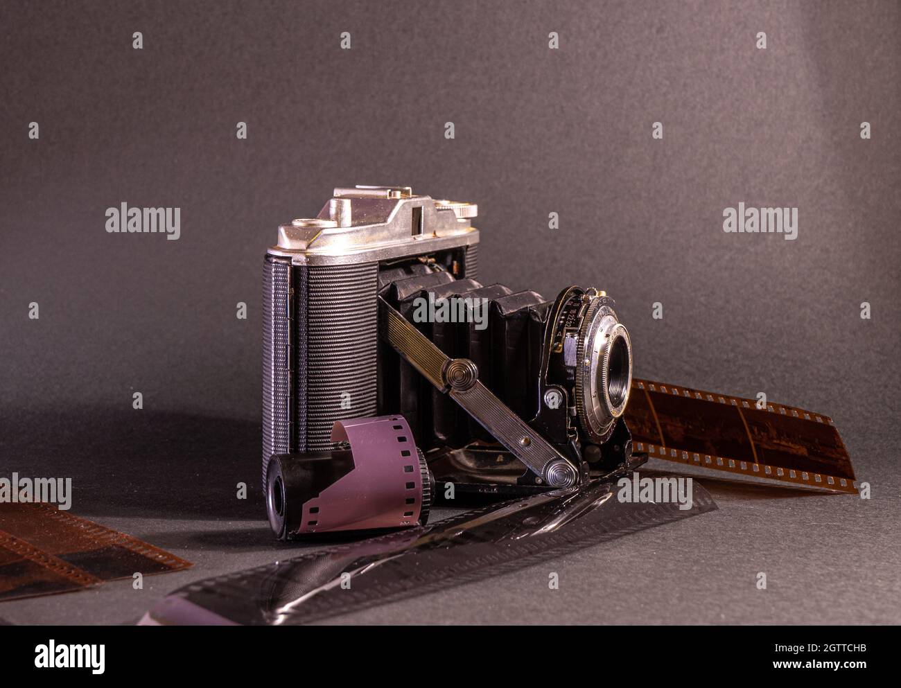photographic camera of the 50s Stock Photo - Alamy