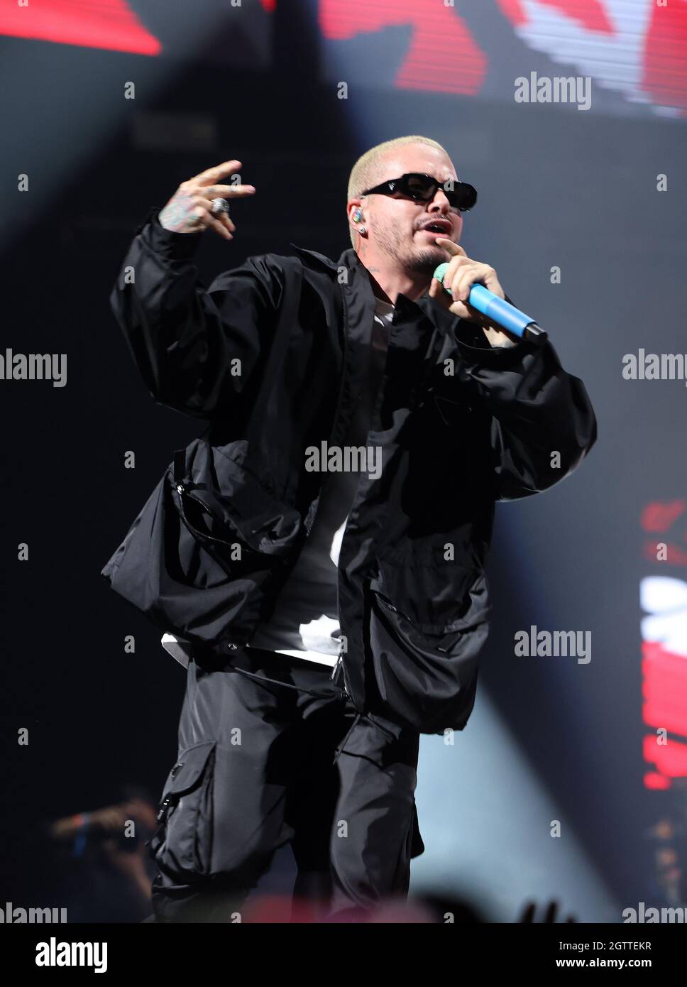 MIAMI, FL - OCTOBER 1: J Balvin performs during Uforia Mix Live 2021 at ...