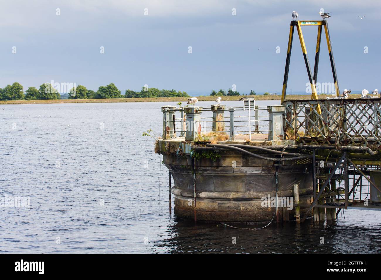 jetty in a reservoir Stock Photo - Alamy
