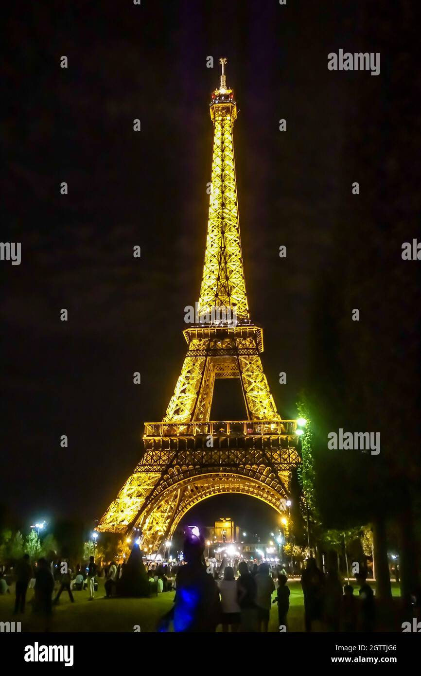 Illuminated Eiffel tower at night in Paris, France Stock Photo - Alamy