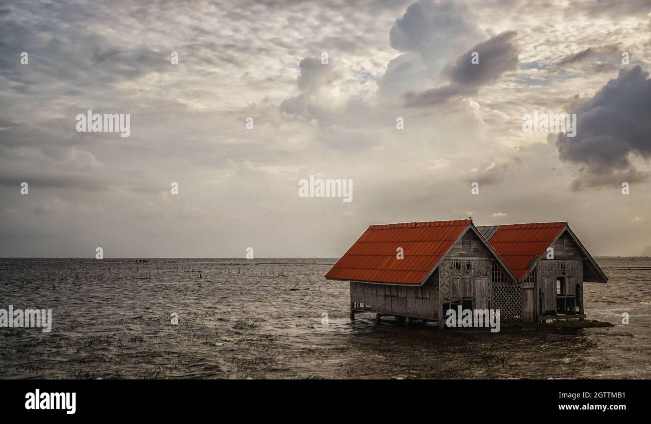 Flloding hi-res stock photography and images - Alamy