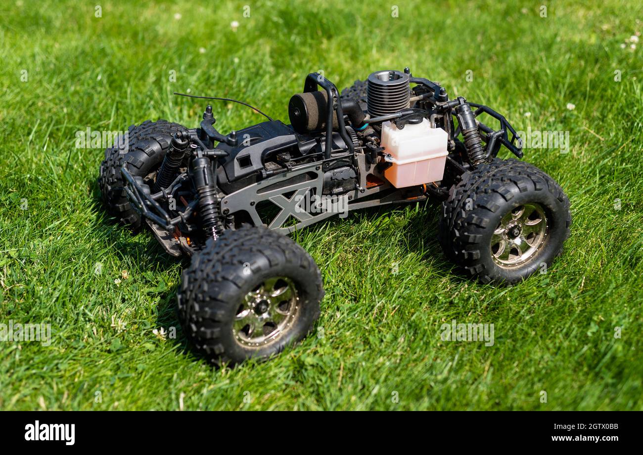 Small internal combustion engine hi-res stock photography and images ...