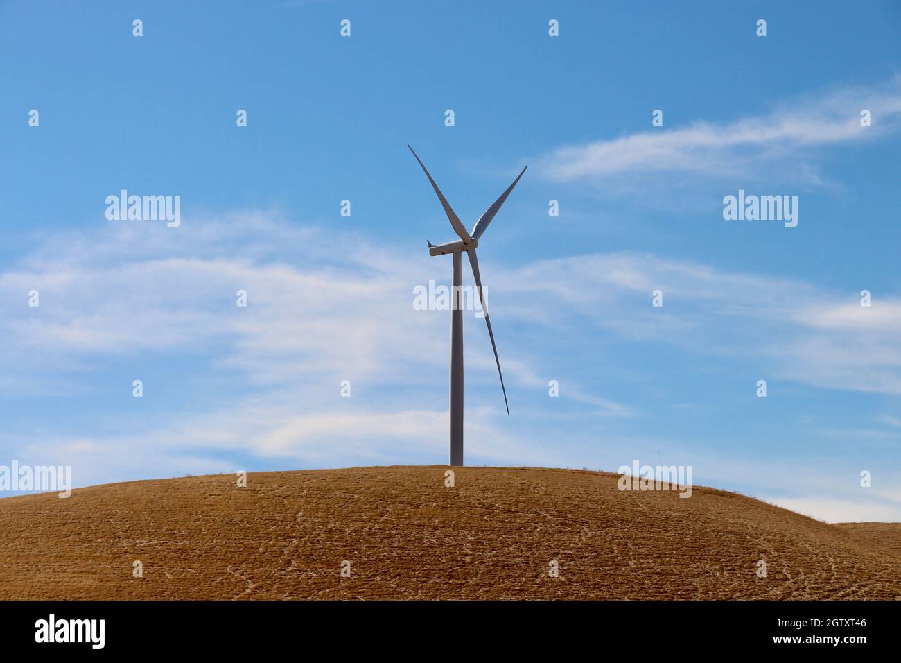 Minimal wind power landscape hi-res stock photography and images - Alamy