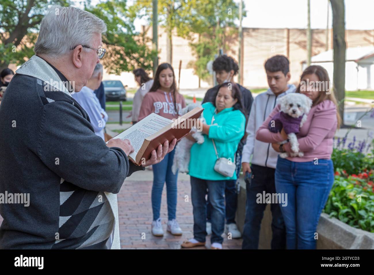 Detroit, Michigan, USA. 2nd Oct, 2021. Monsignor Charles Kosanke ...