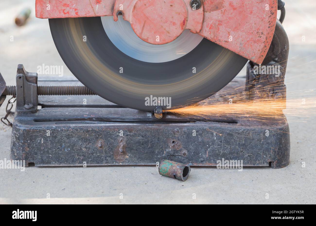 Rebar cut hi-res stock photography and images - Alamy