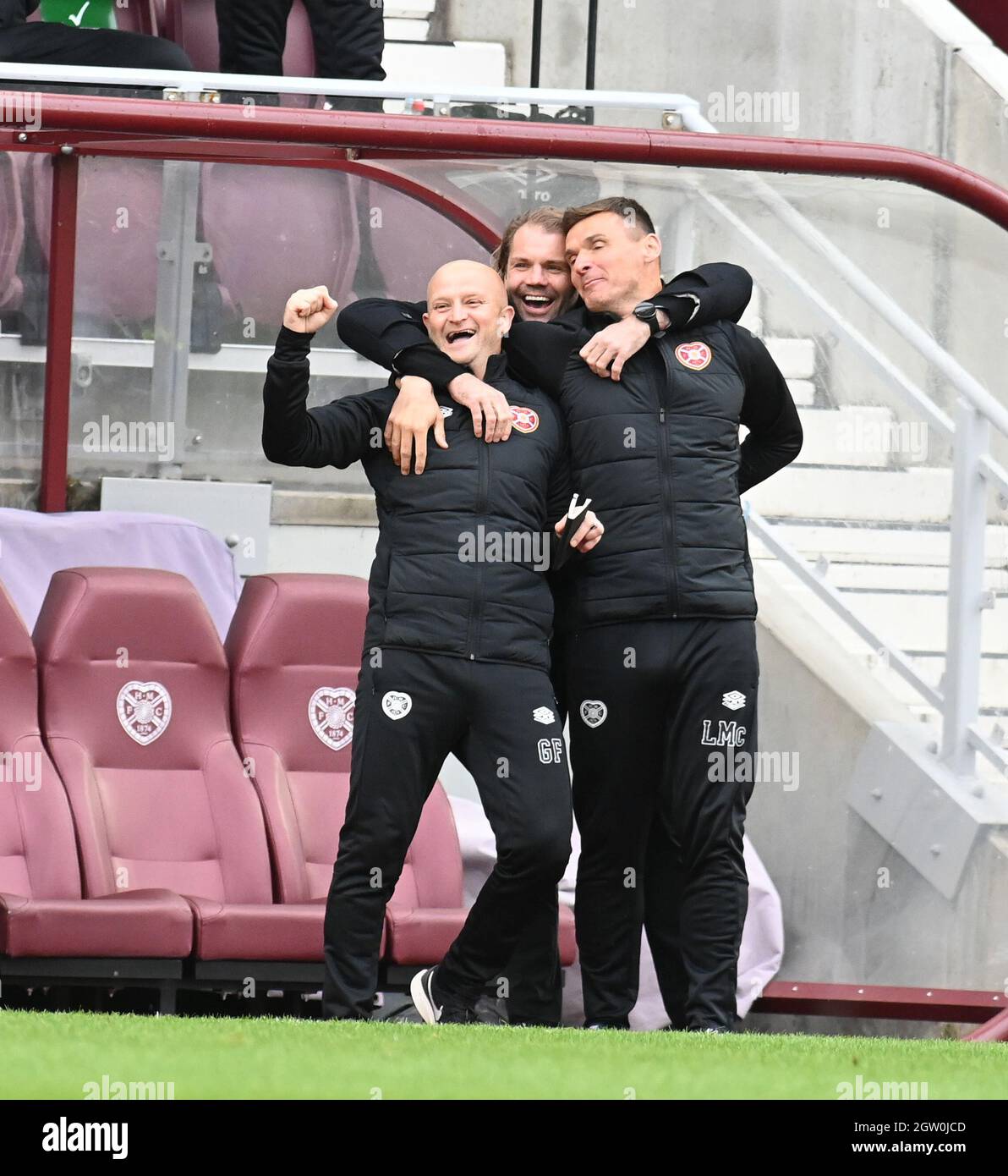 Gordon lee celebrates hi-res stock photography and images - Alamy