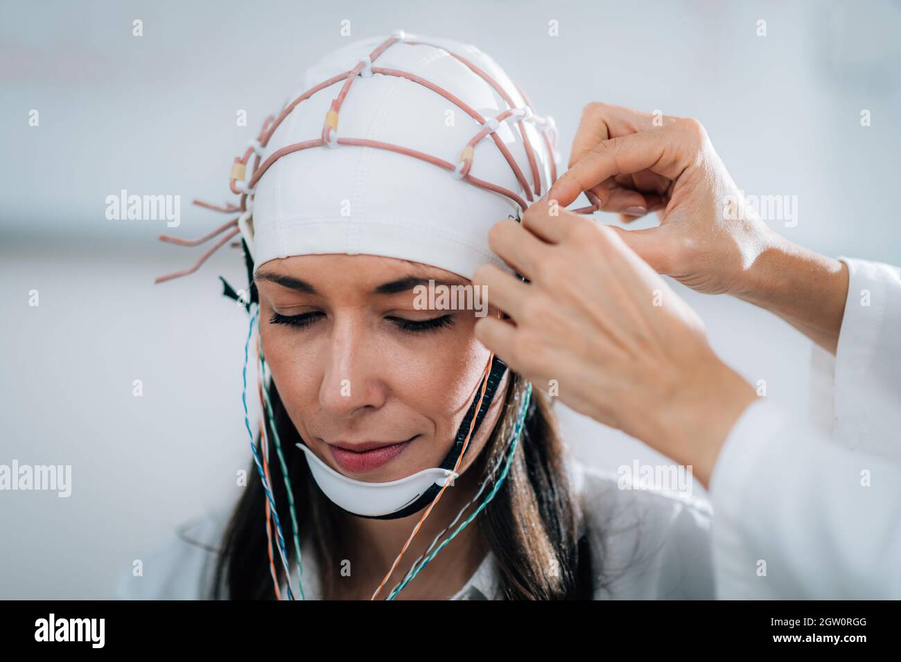 Brainwave monitor hi-res stock photography and images - Alamy