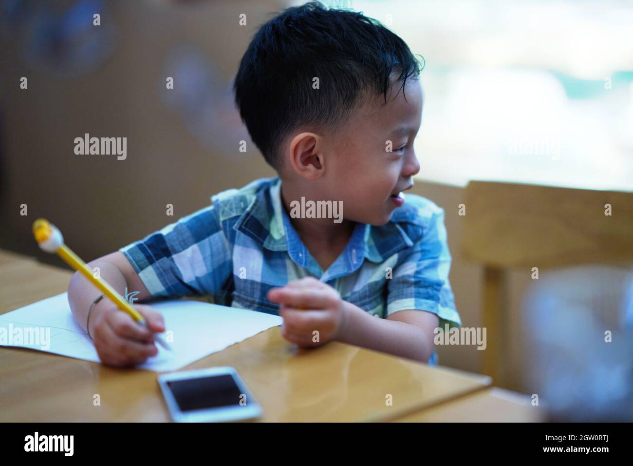 Desk classroom 7 years old hi-res stock photography and images - Alamy