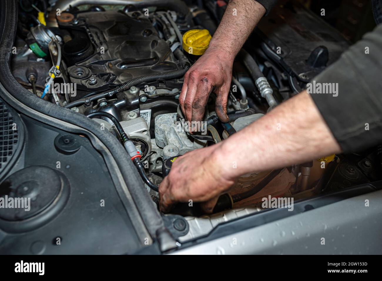 Car fuel system hi-res stock photography and images - Alamy