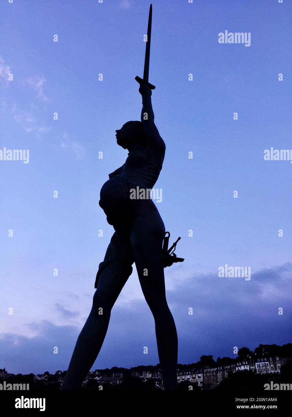 Damian hirst sculpture hi-res stock photography and images - Alamy