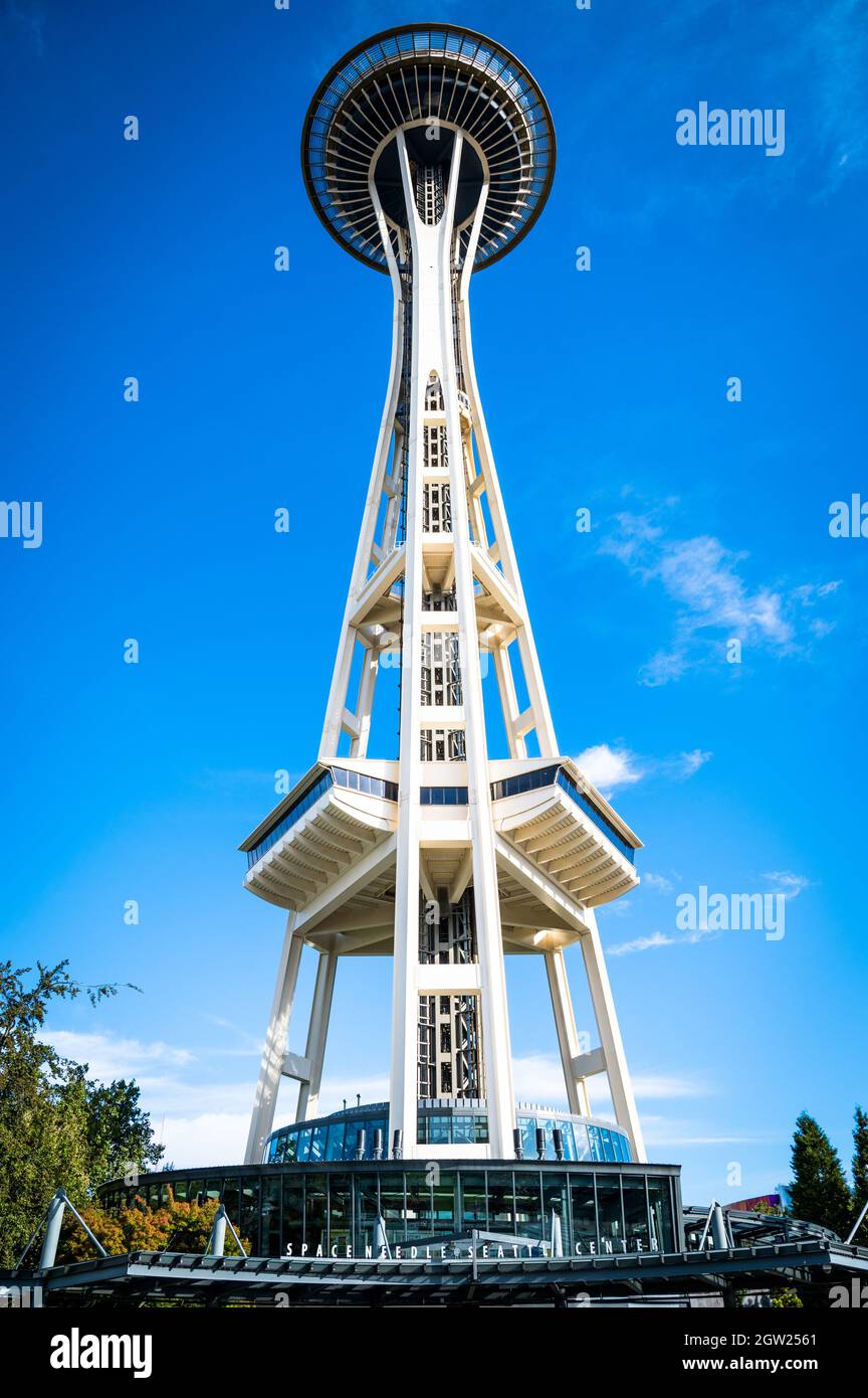 Space needle tower floor hi-res stock photography and images - Alamy