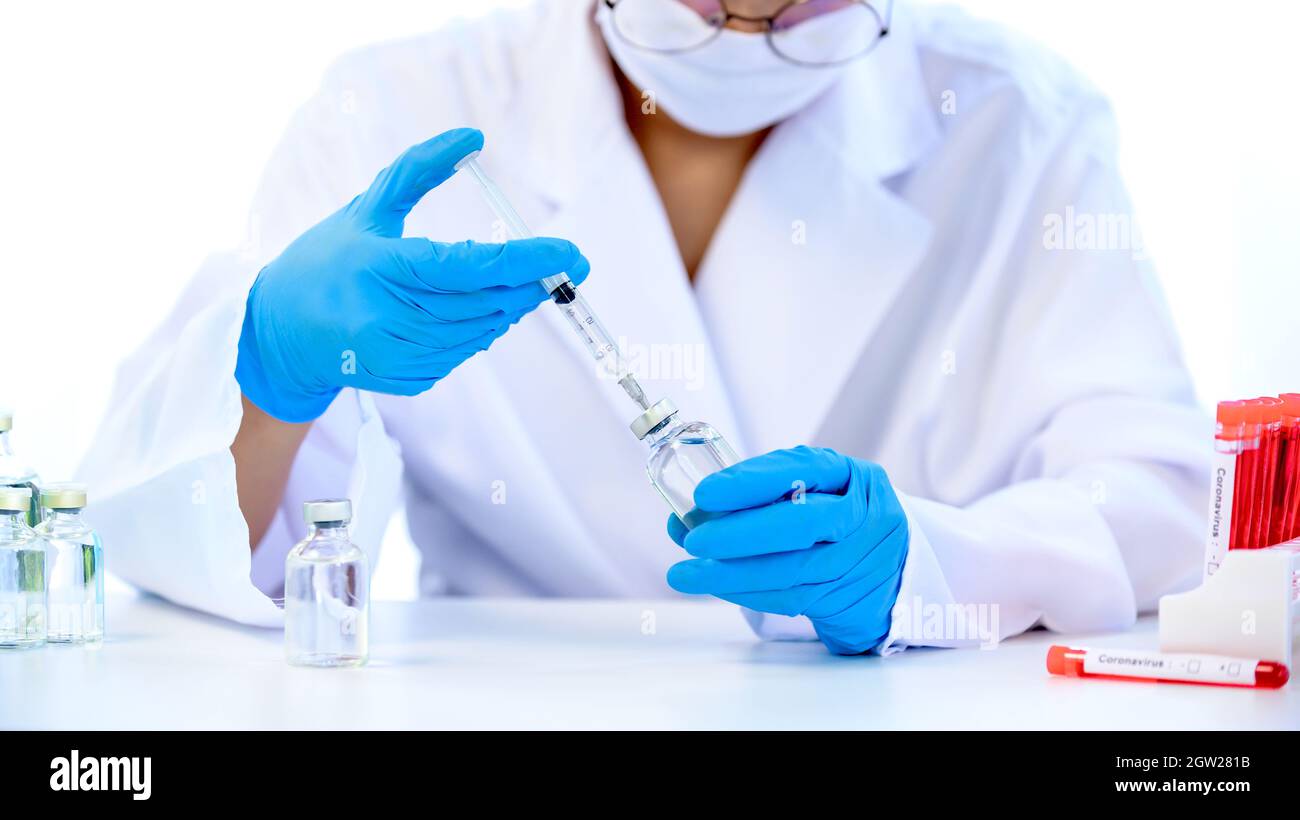 Medical doctor patient experimenting hi-res stock photography and ...