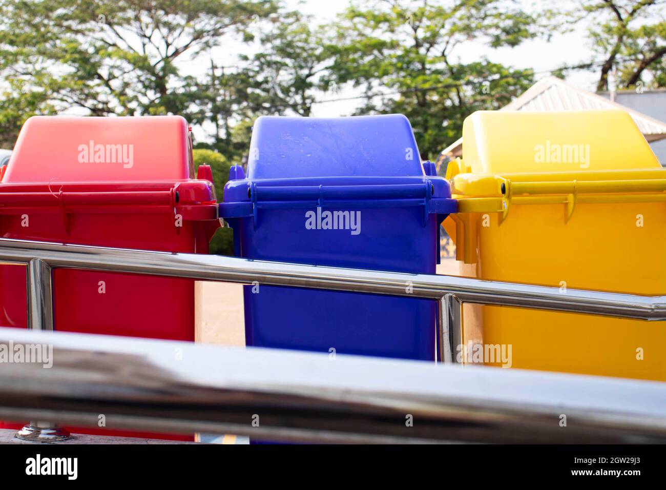 Types of bins hi-res stock photography and images - Alamy