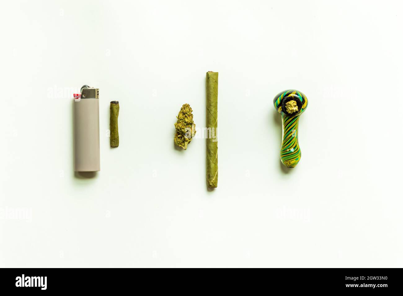 Roach pipe hi-res stock photography and images - Alamy