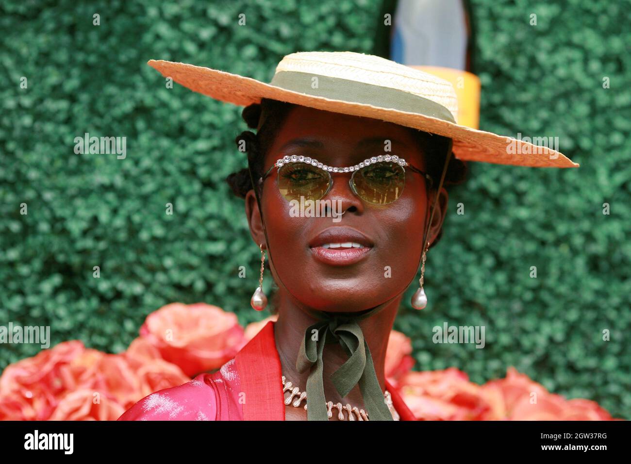 Los Angeles, Ca. 2nd Oct, 2021. Jodi Turner-Smith attends the Veuve ...
