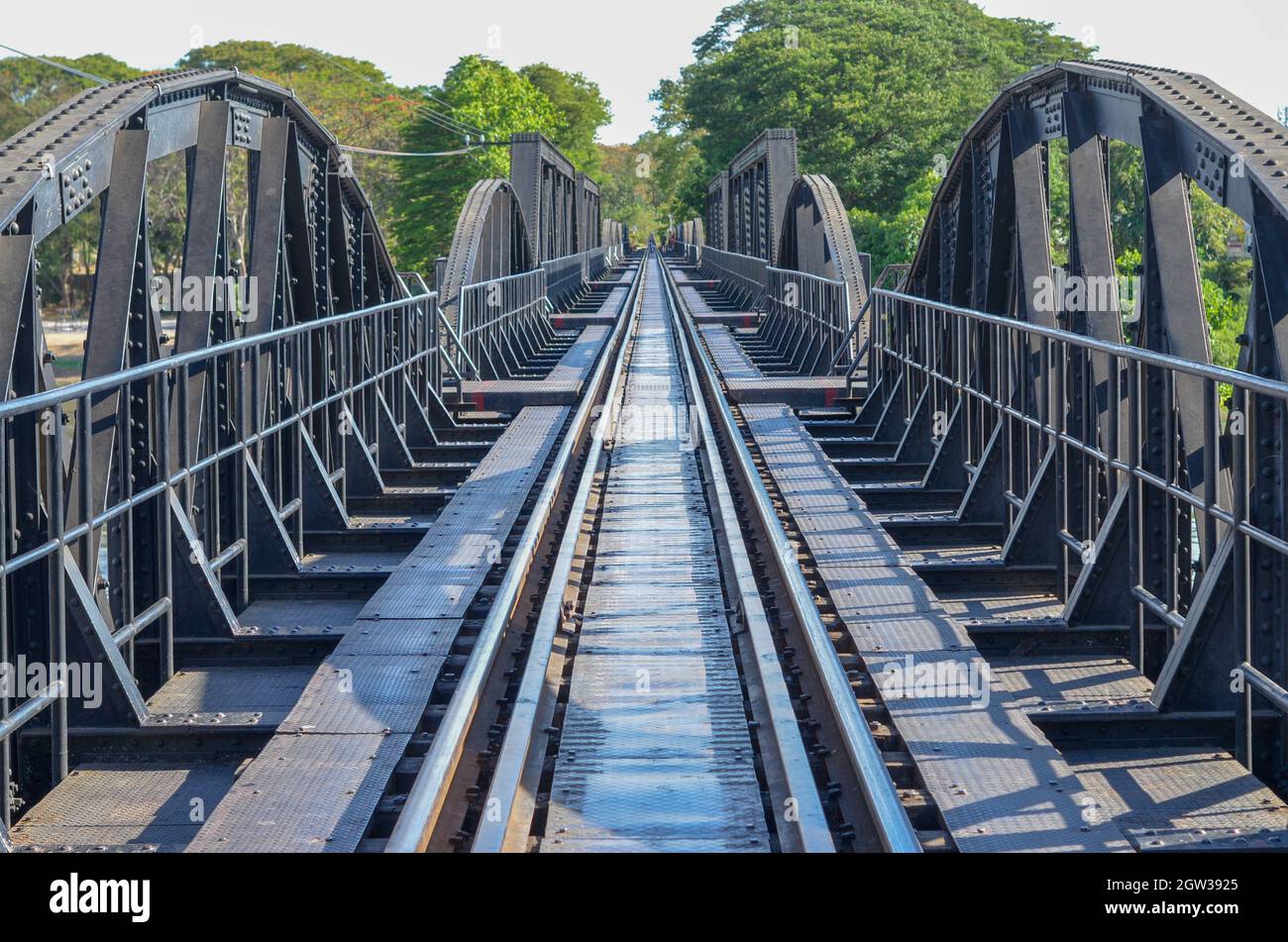 Platform track footbridge architecture hi-res stock photography and ...