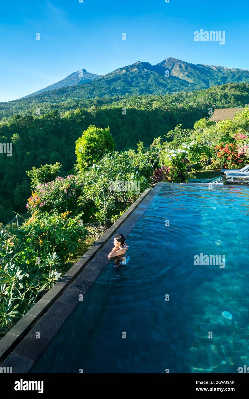 Infinity pool in forest hi-res stock photography and images - Alamy