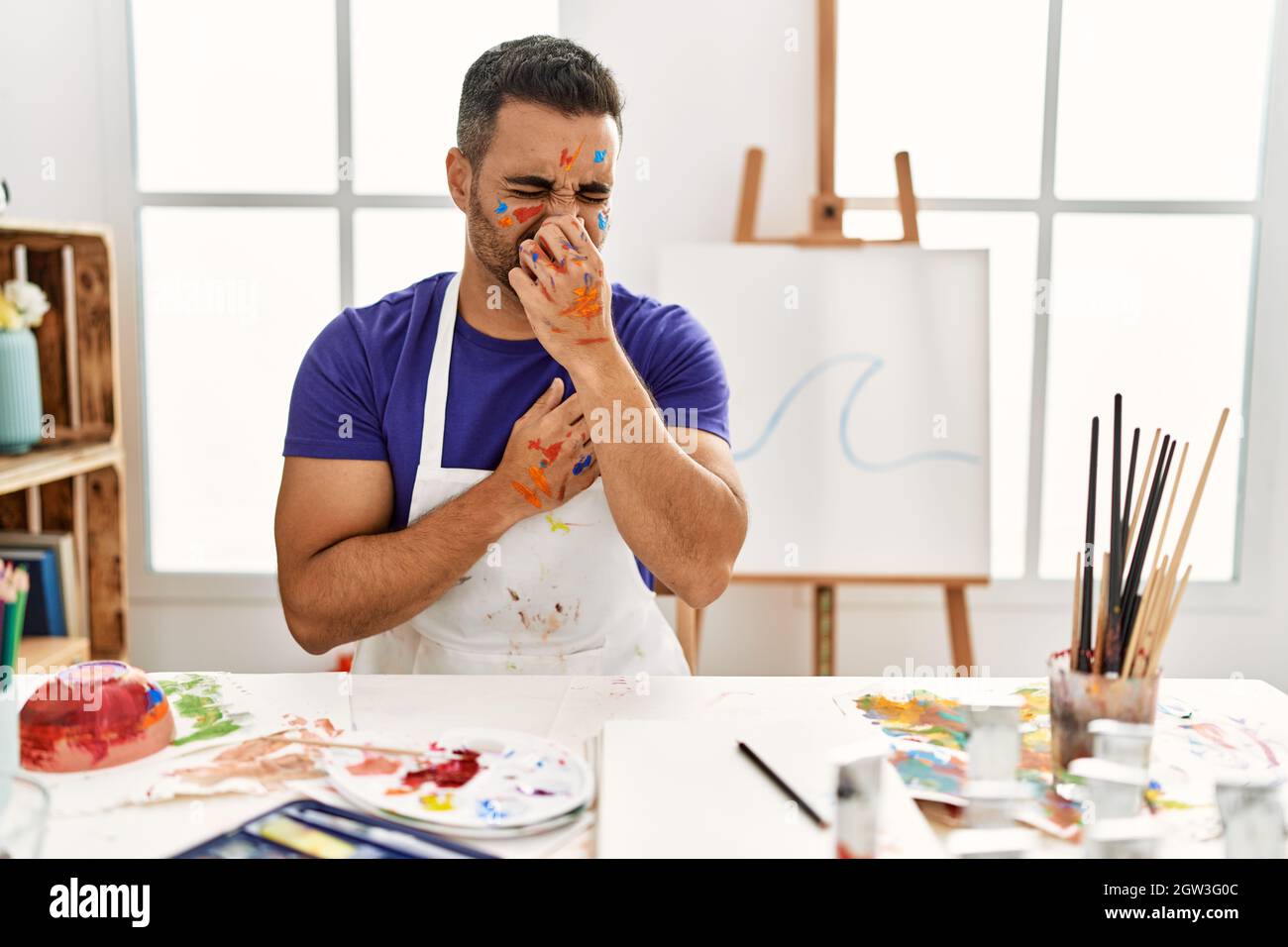 Stinky face hi-res stock photography and images - Alamy