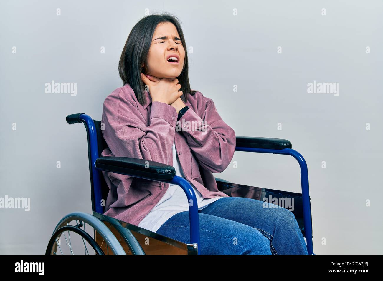 Choke chair hi-res stock photography and images - Alamy