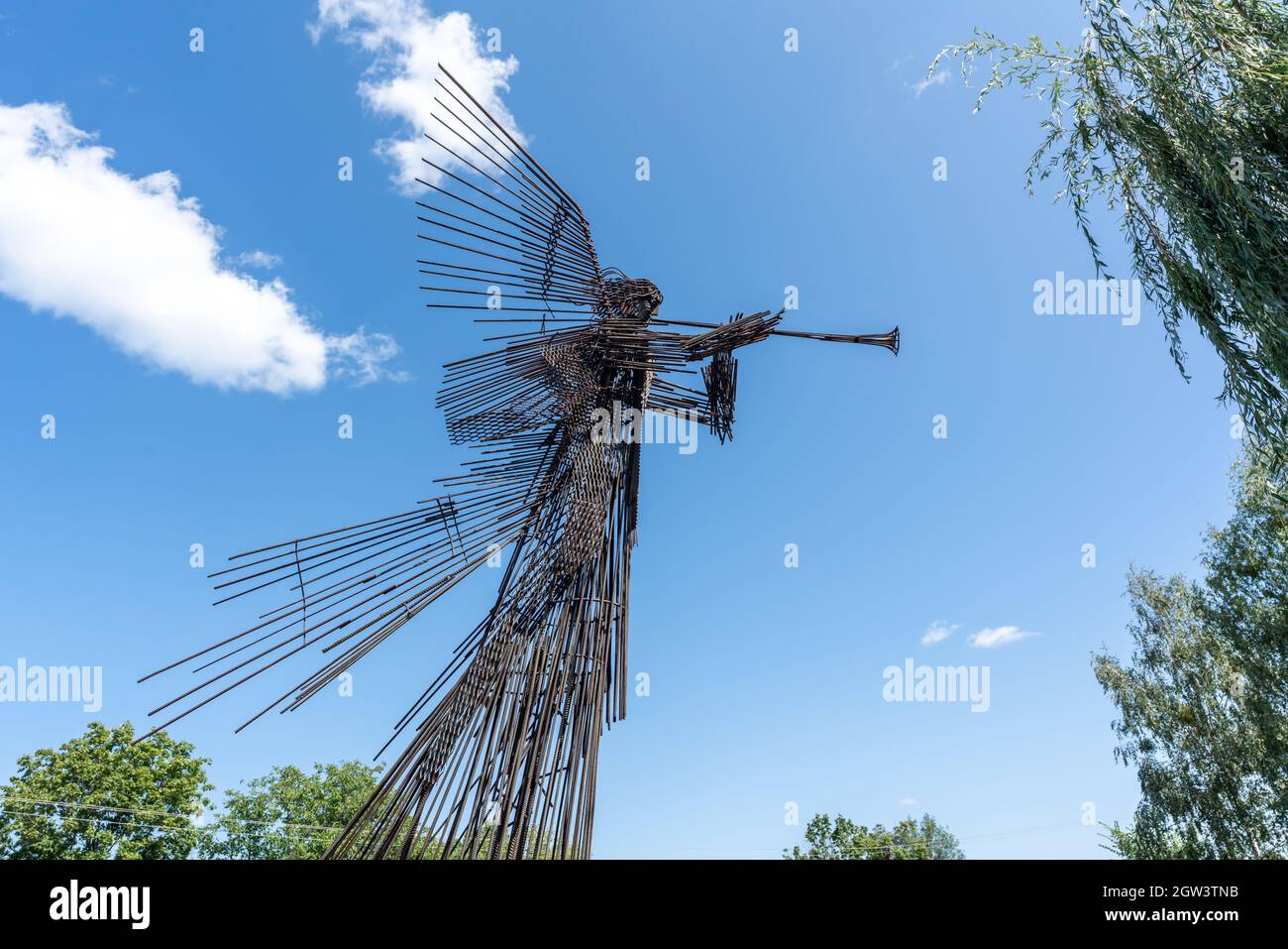 Monument of the Third Angel by Anatoly Haidamaka part of the Monument ...