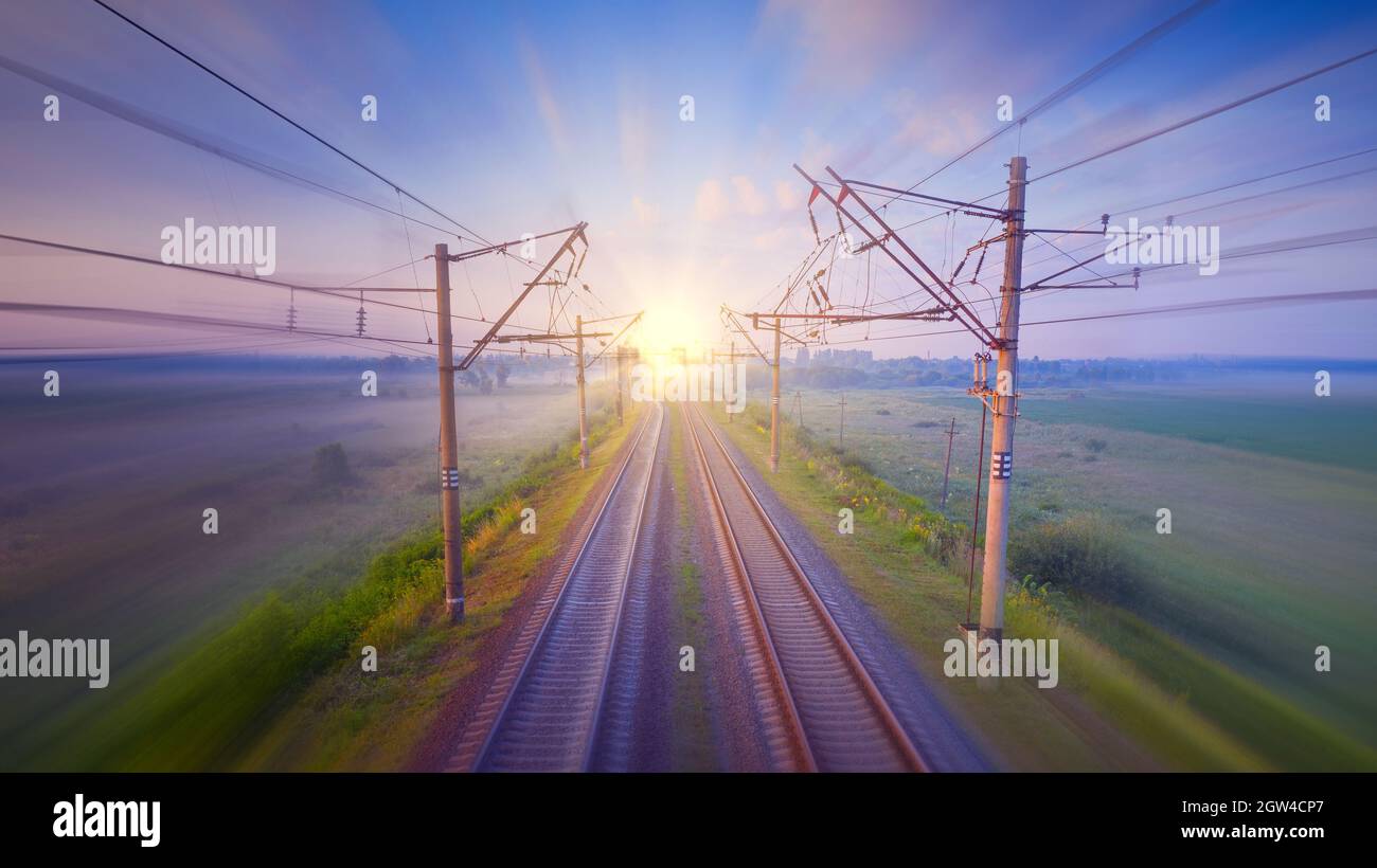 Very fast shutter speeds hi-res stock photography and images - Alamy