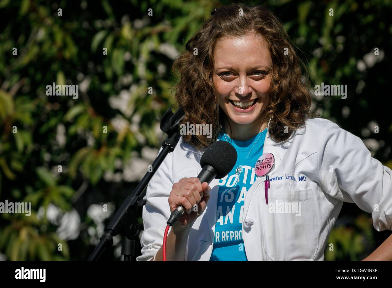 Dr. Jennifer Lincoln, an OB-GYN and author on women's health, addresses ...