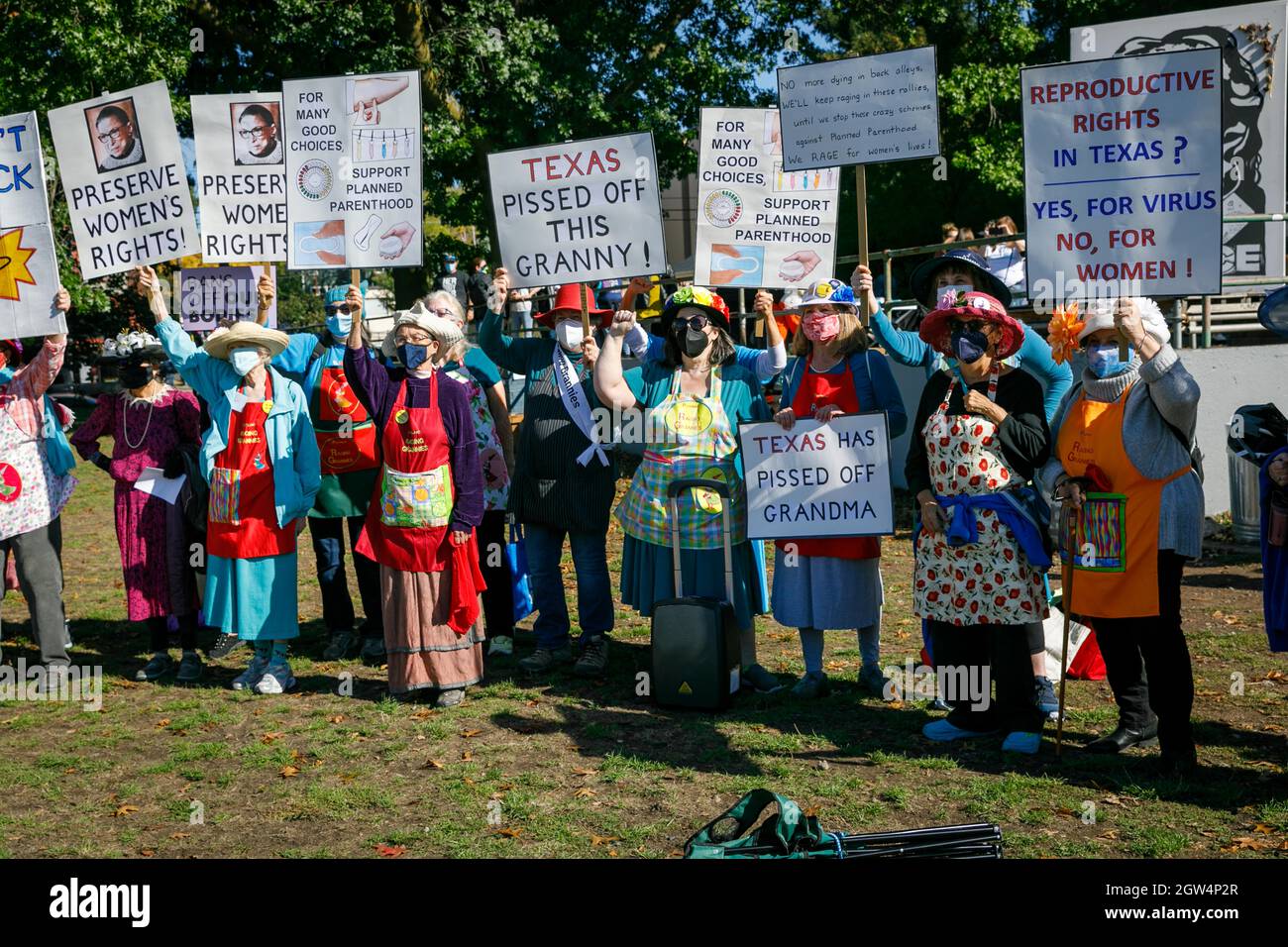 Raging grannies 2021 hi-res stock photography and images - Alamy
