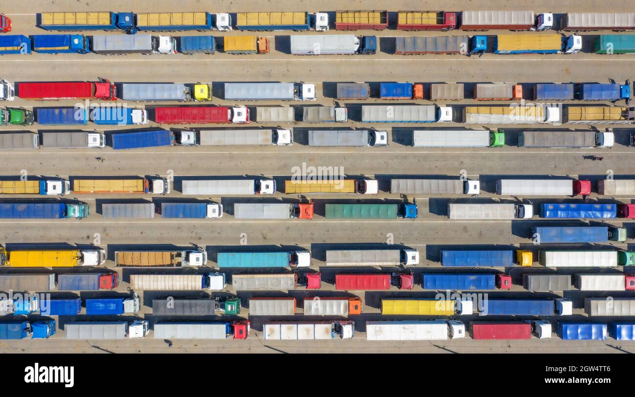 Distribution center concept trucks hi-res stock photography and images ...