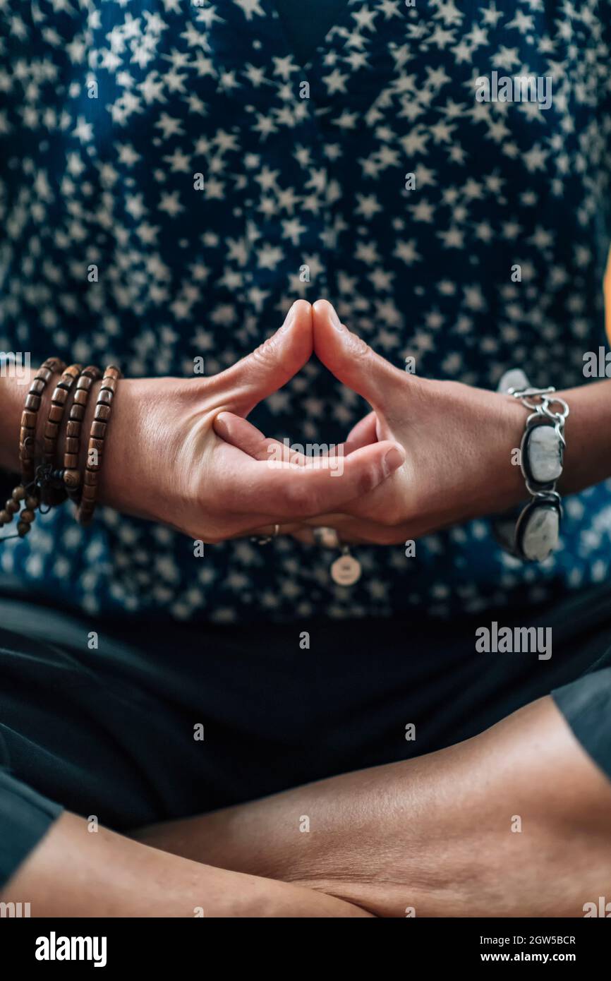 Vishuddha Mudra High Resolution Stock Photography and Images - Alamy