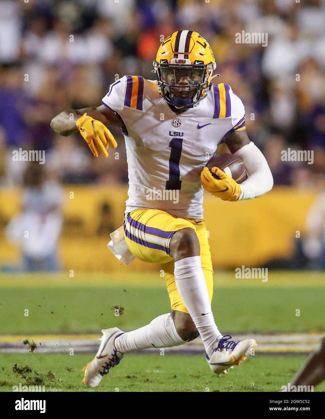 L’ane rouge hi-res stock photography and images - Alamy