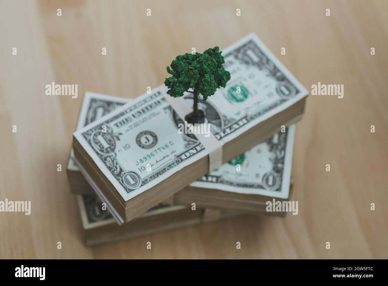 Three dollar bill High Resolution Stock Photography and Images - Alamy