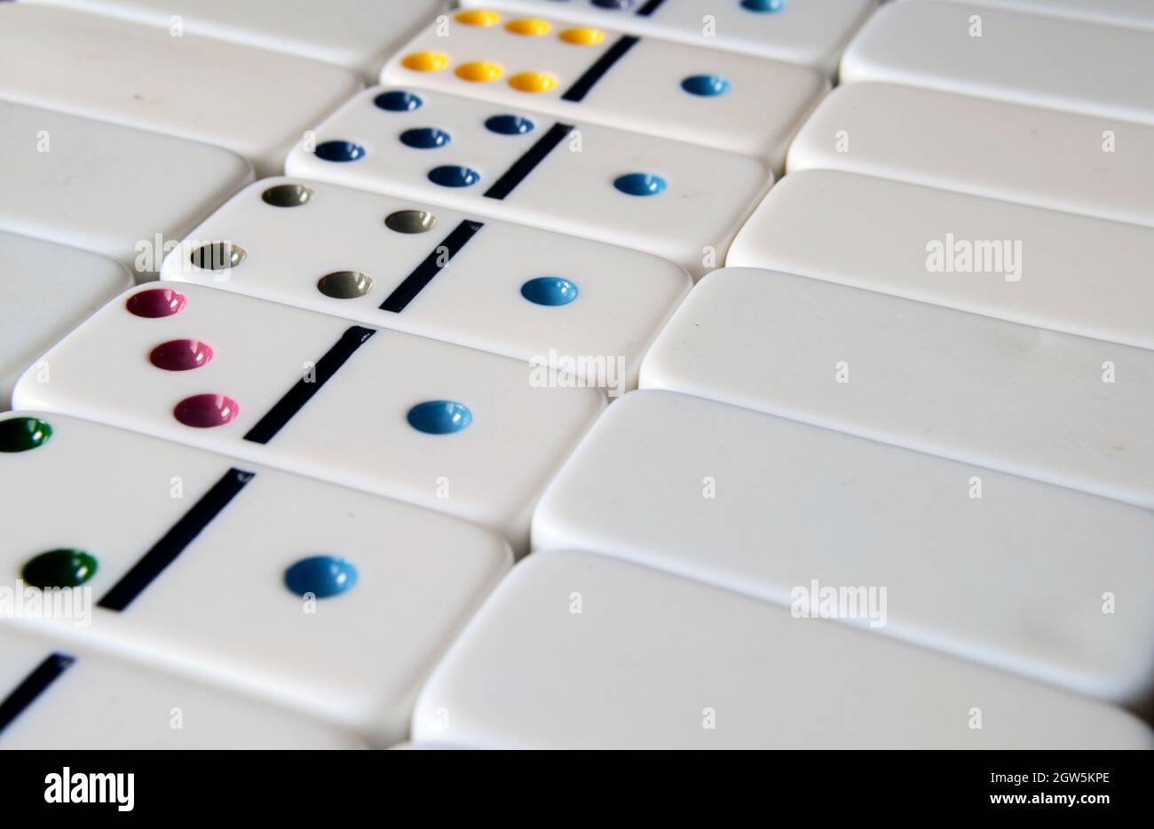 Domino computer hi-res stock photography and images - Alamy