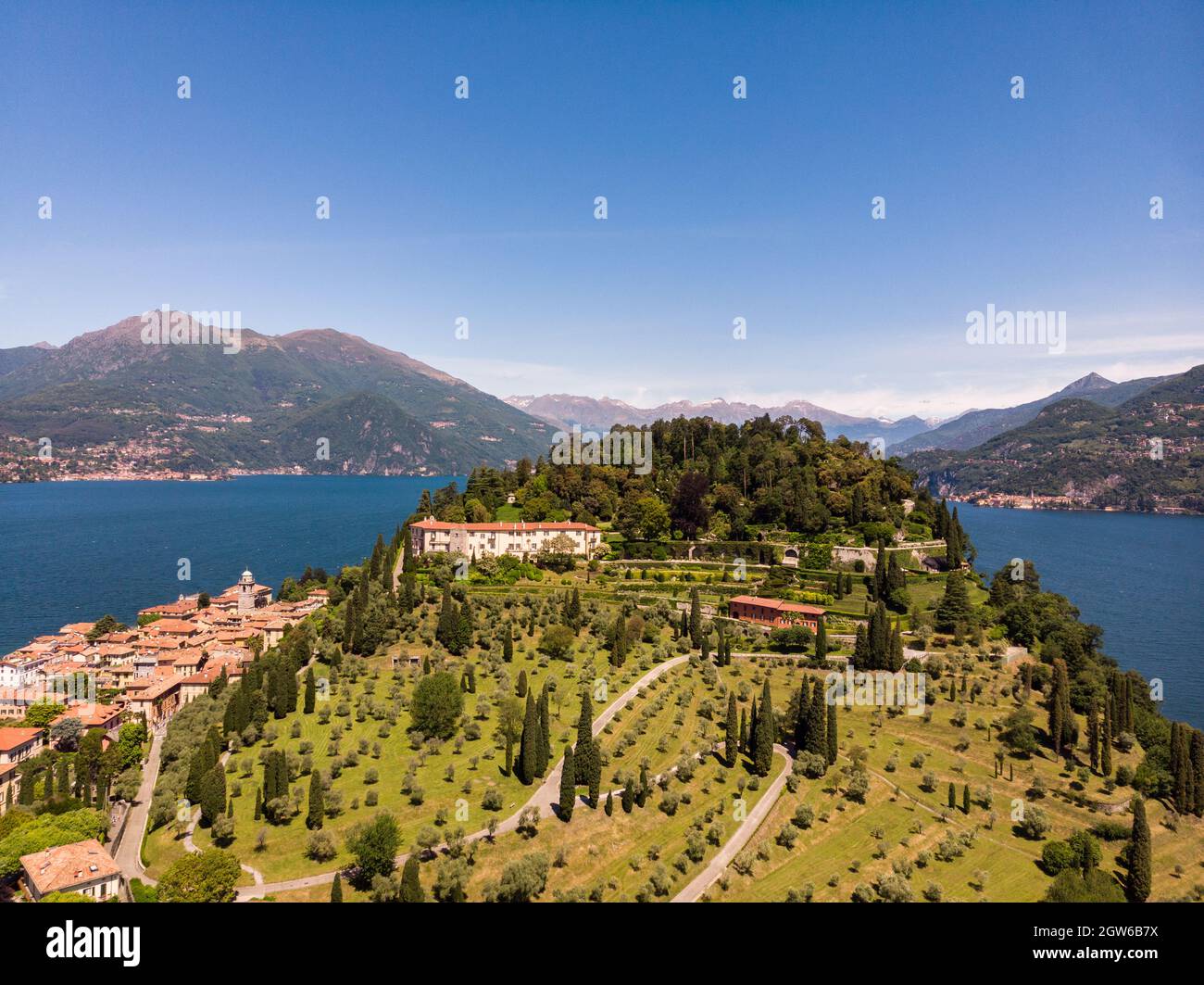 Aerial view village bellagio blue hi-res stock photography and images ...
