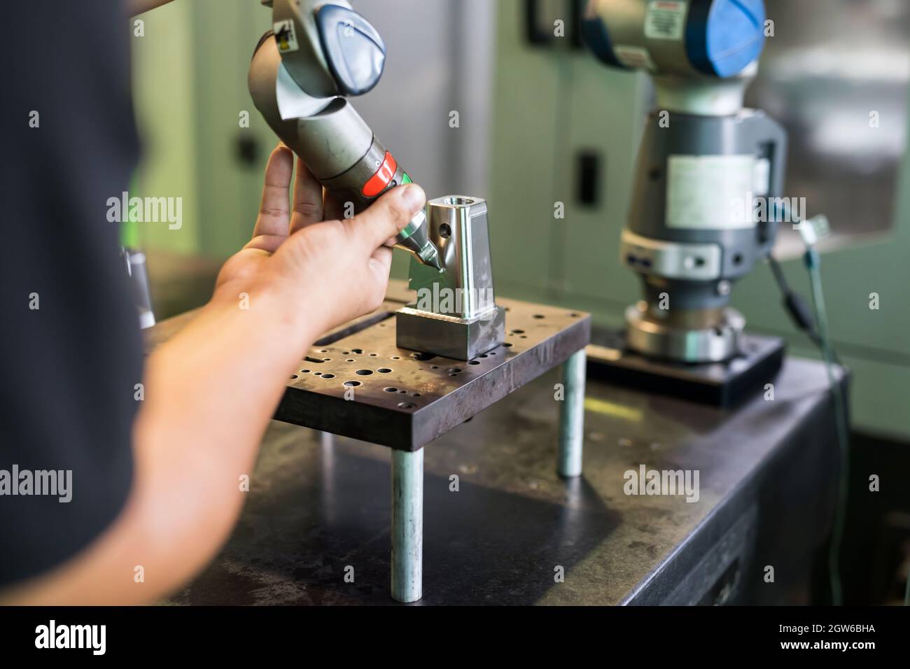 Cnc milling laboratory hi-res stock photography and images - Alamy