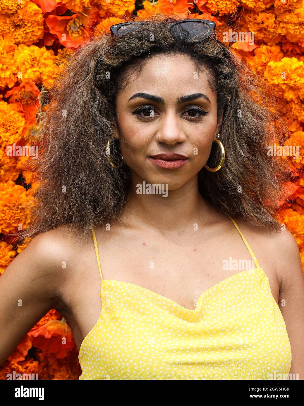 PACIFIC PALISADES, LOS ANGELES, CALIFORNIA, USA - OCTOBER 02: Chelsea ...