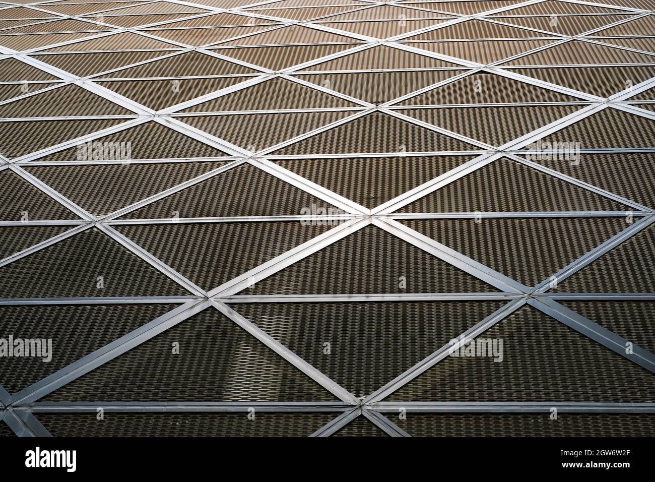 Grate ceiling hi-res stock photography and images - Alamy