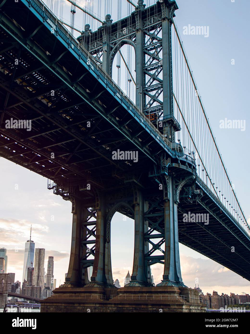 Brooklyn bridge park beach view hi-res stock photography and images - Alamy